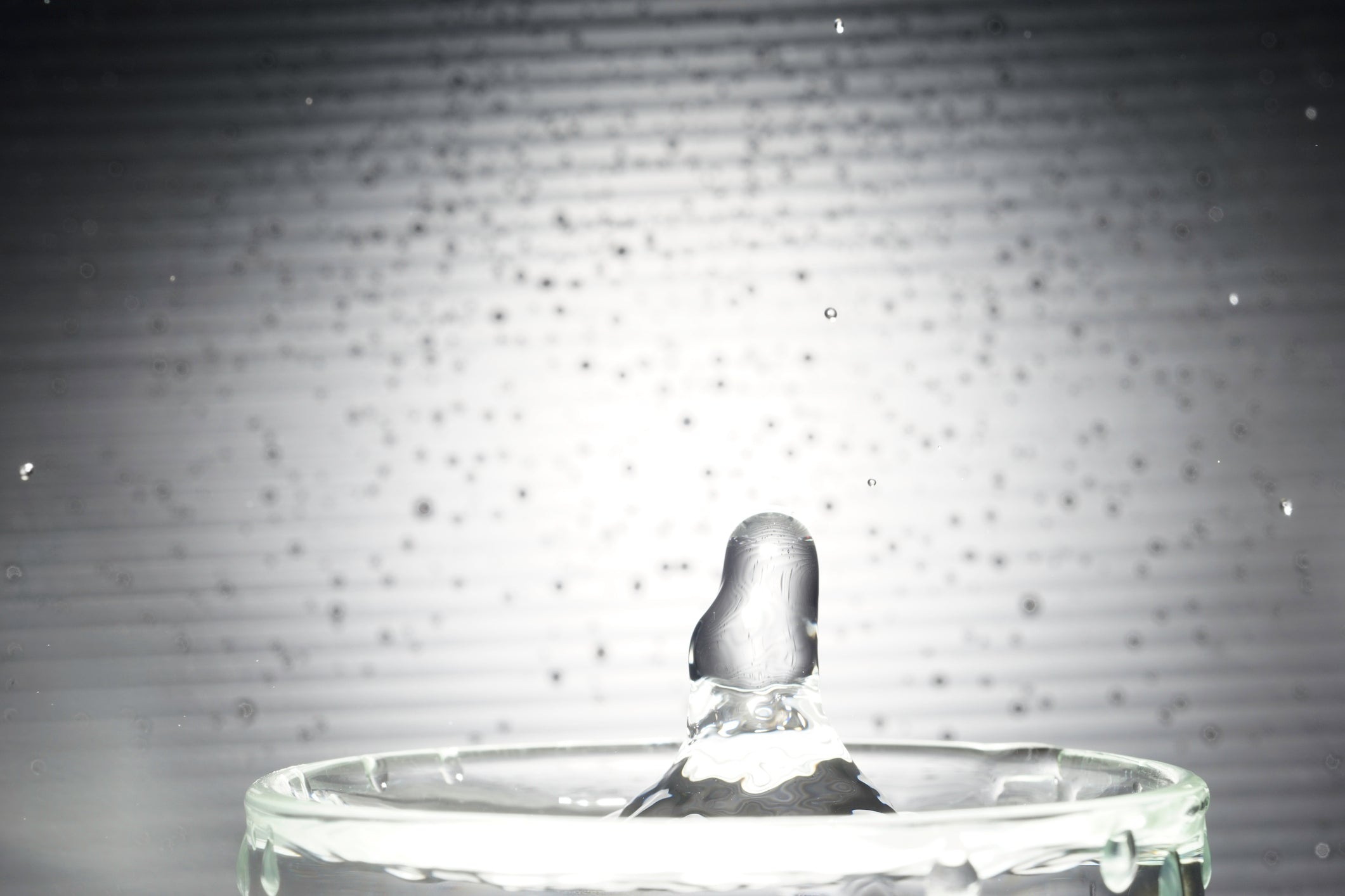 How Drinking Lukewarm Water Benefits Your Body – Genzon Water